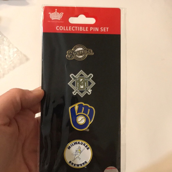 Aminco | Accessories | Milwaukee Brewers Collector Pin Set | Poshmark